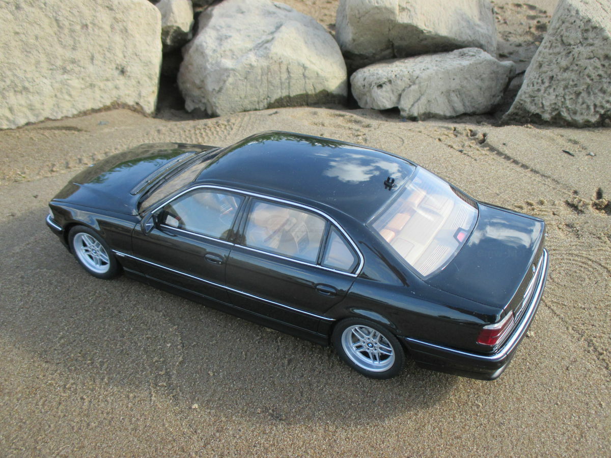BMW E38 750il 1:18 Modellauto von Otto Models | Modelly